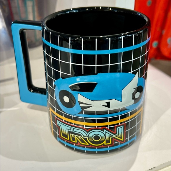 Disney | Dining | 224 Disney Parks Tron Blue Yellow Lightcycles Grid 20 ...